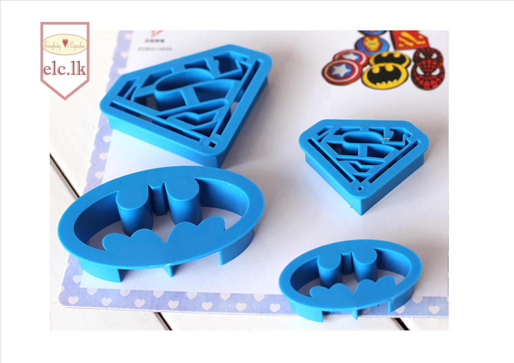 Super Hero Cutters - SET 4 - Batman / Superman